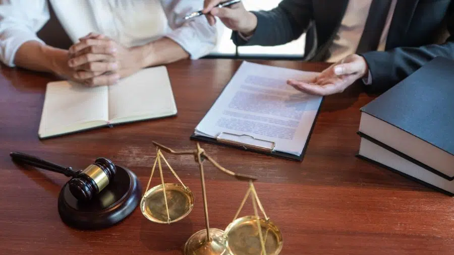 Cómo poner una querella • Odériz Echevarría Abogados